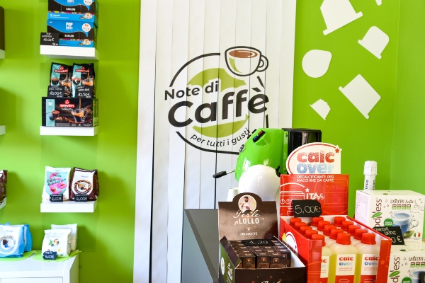 Chi Siamo - Note di caffè - Vendita Machine di Caffe a Cappelle